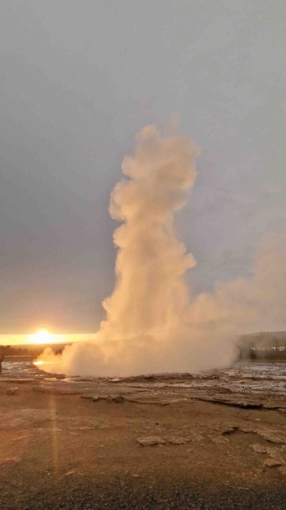 Srtokkur geizeris, Vesturlandas - Šen Bei Ten
